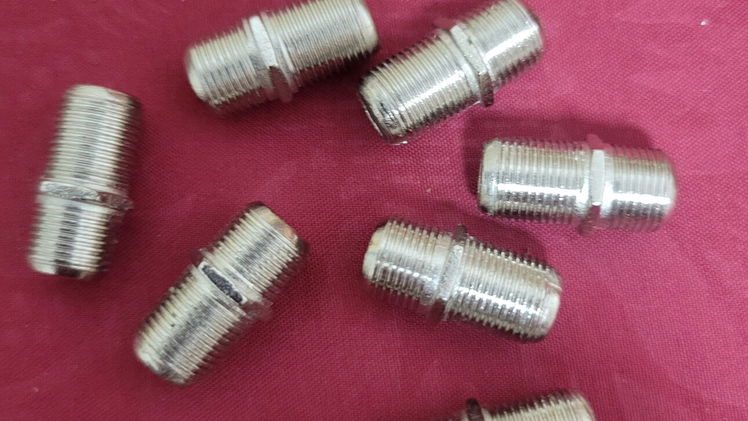 Empate de 3 salidas para cable coaxial y también e en Boyeros, La ...